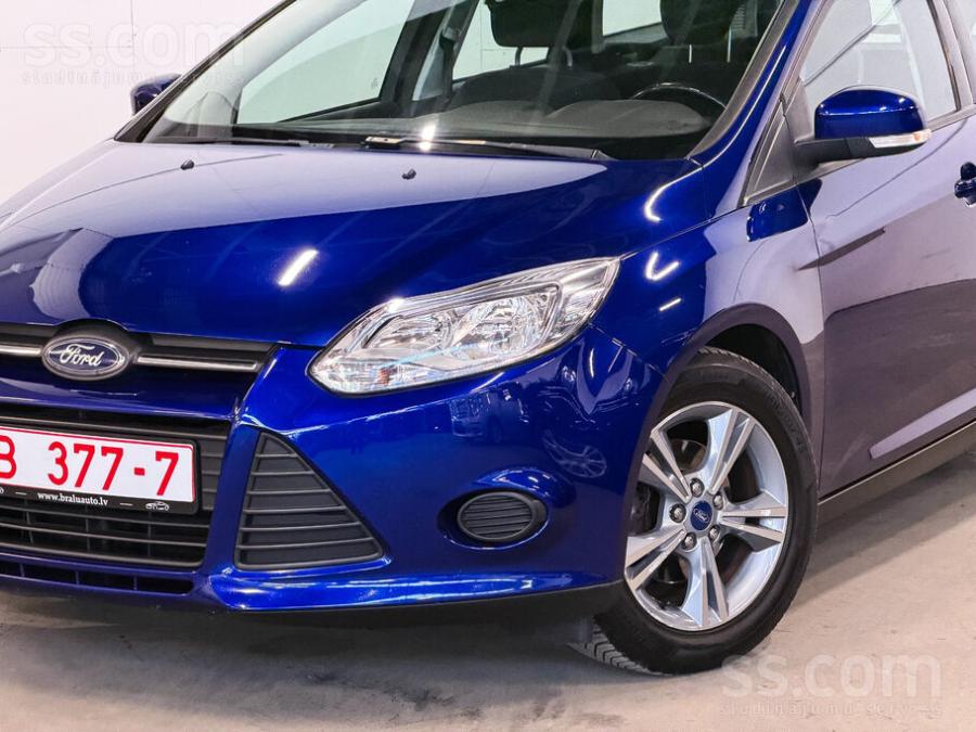 Blue Ford Focus 2013 in Jurmala, with an engine capacity of 1.00 L and mileage of 210 thousand km for 3990 €, photo 3 on AUTOMOTO.COM.LV