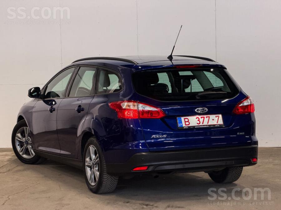 Blue Ford Focus 2013 in Jurmala, with an engine capacity of 1.00 L and mileage of 210 thousand km for 3990 €, photo 6 on AUTOMOTO.COM.LV