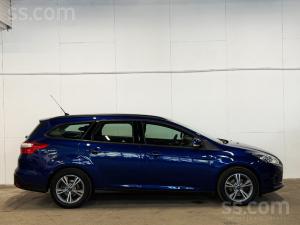 Blue Ford Focus 2013 in Jurmala, with an engine capacity of 1.00 L and mileage of 210 thousand km for 3990 €, photo 10 on AUTOMOTO.COM.LV