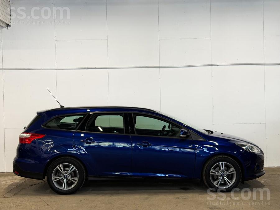 Blue Ford Focus 2013 in Jurmala, with an engine capacity of 1.00 L and mileage of 210 thousand km for 3990 €, photo 10 on AUTOMOTO.COM.LV