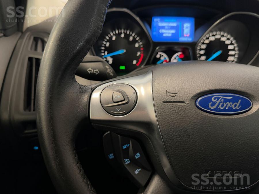 Blue Ford Focus 2013 in Jurmala, with an engine capacity of 1.00 L and mileage of 210 thousand km for 3990 €, photo 25 on AUTOMOTO.COM.LV