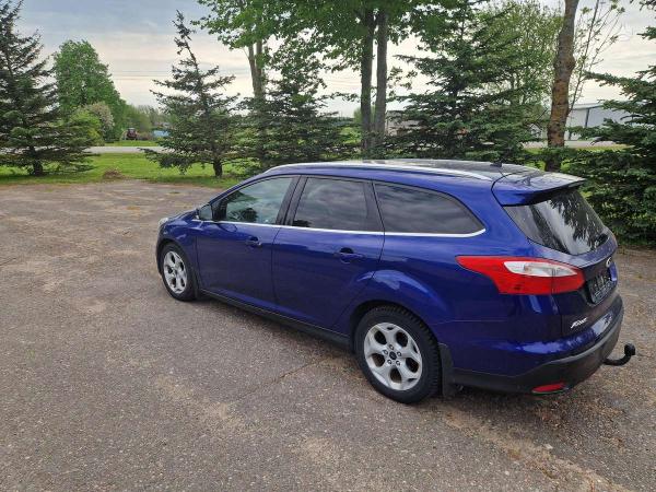 Blue Ford Focus 2013 in Silute, with an engine capacity of 2.00 L and mileage of 125 thousand km for 4100 €, photo 2 on AUTOMOTO.COM.LV