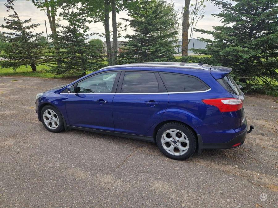 Blue Ford Focus 2013 in Silute, with an engine capacity of 2.00 L and mileage of 125 thousand km for 4100 €, photo 6 on AUTOMOTO.COM.LV