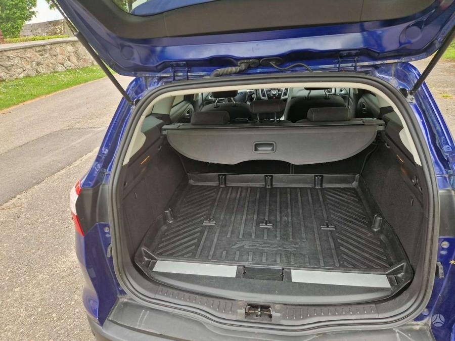 Blue Ford Focus 2013 in Silute, with an engine capacity of 2.00 L and mileage of 125 thousand km for 4100 €, photo 10 on AUTOMOTO.COM.LV