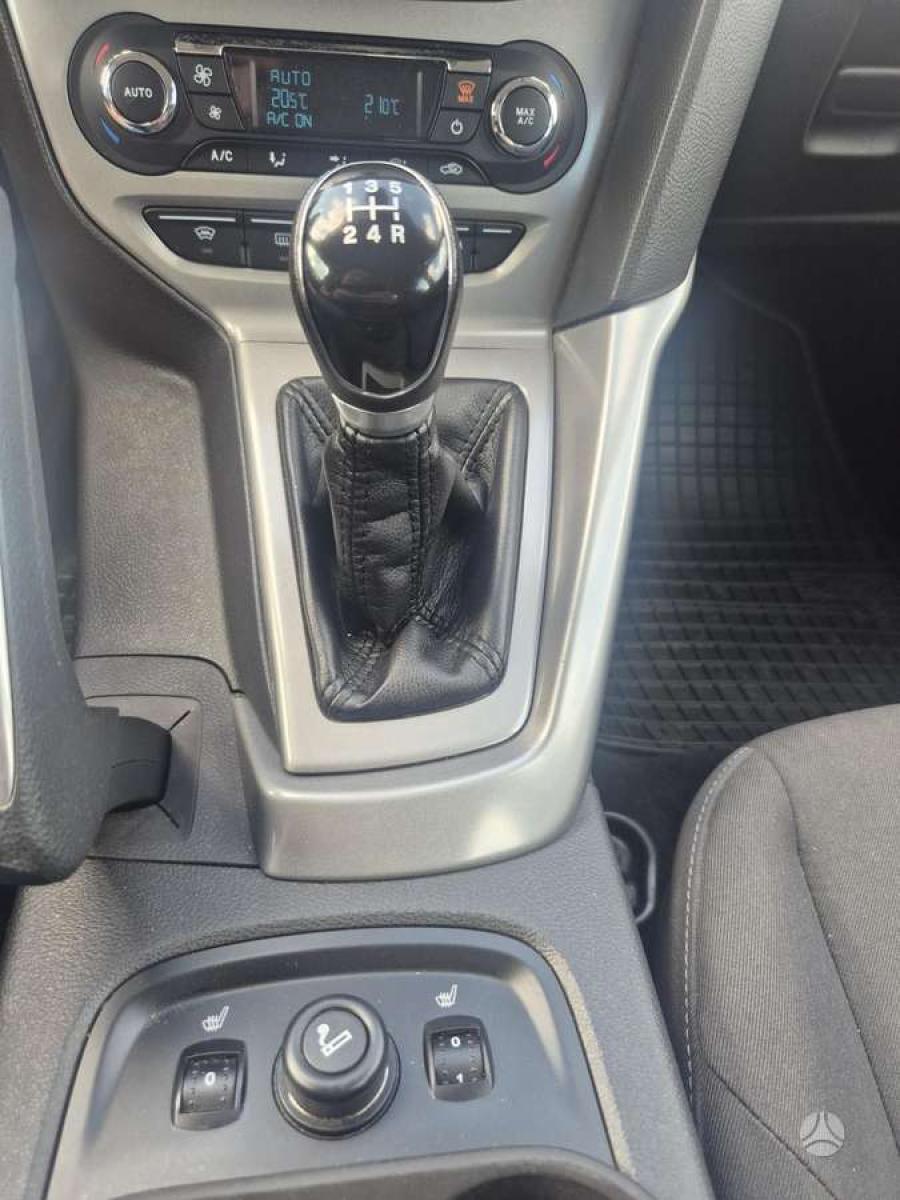 Blue Ford Focus 2013 in Vilnius, with an engine capacity of 1.00 L and mileage of 85 thousand km for 3450 €, photo 17 on AUTOMOTO.COM.LV
