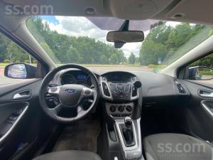 Blue Ford Focus 2013 in Riga, with an engine capacity of 1.00 L and mileage of 212 thousand km for 3200 €, photo 7 on AUTOMOTO.COM.LV