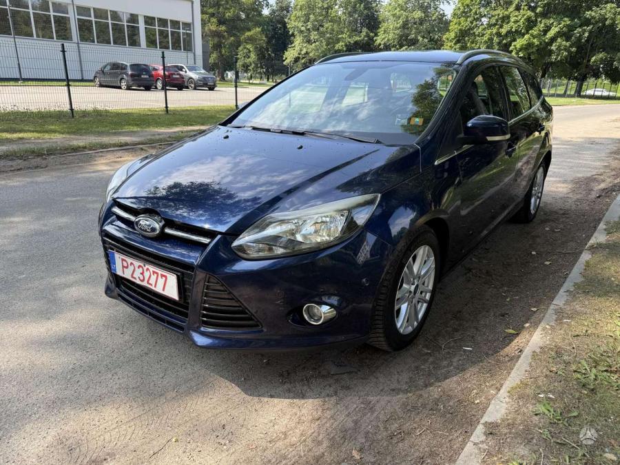 Zils Ford Focus 2013 Kauņa, ar dzinēja tilpumu 1.56 L un nobraukumu 231 tūkst. km par 3350 €, foto 3 vietnē AUTOMOTO.COM.LV