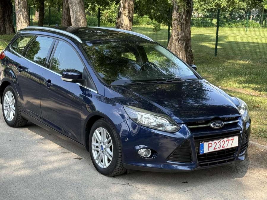Zils Ford Focus 2013 Kauņa, ar dzinēja tilpumu 1.56 L un nobraukumu 231 tūkst. km par 3350 €, foto 4 vietnē AUTOMOTO.COM.LV