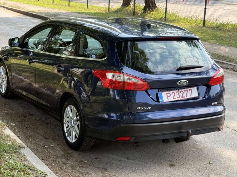 Zils Ford Focus 2013 Kauņa, ar dzinēja tilpumu 1.56 L un nobraukumu 231 tūkst. km par 3350 €, foto 5 vietnē AUTOMOTO.COM.LV