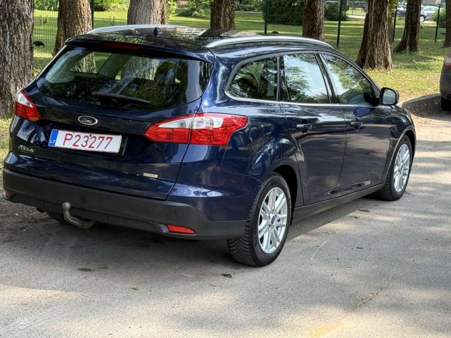 Zils Ford Focus 2013 Kauņa, ar dzinēja tilpumu 1.56 L un nobraukumu 231 tūkst. km par 3350 €, foto 6 vietnē AUTOMOTO.COM.LV