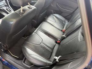 Zils Ford Focus 2013 Kauņa, ar dzinēja tilpumu 1.56 L un nobraukumu 231 tūkst. km par 3350 €, foto 8 vietnē AUTOMOTO.COM.LV