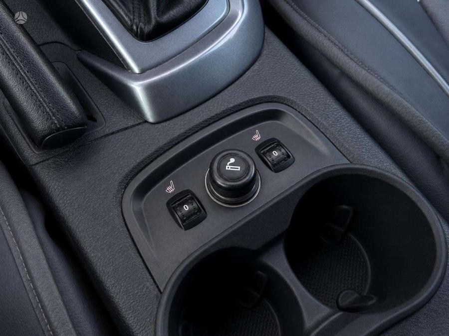 Zils Ford Focus 2013 Viļņa, ar dzinēja tilpumu 2.00 L un nobraukumu 248 tūkst. km par 4400 €, foto 27 vietnē AUTOMOTO.COM.LV