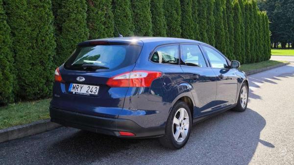 Zils Ford Focus 2013 Kauņa, ar dzinēja tilpumu 1.60 L un nobraukumu 295 tūkst. km par 2850 €, foto 7 vietnē AUTOMOTO.COM.LV