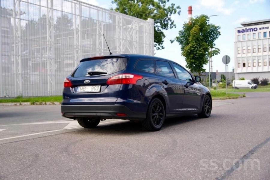 Blue Ford Focus 2013 in Riga, with an engine capacity of 1.60 L and mileage of 520 thousand km for 1270 €, photo 7 on AUTOMOTO.COM.LV