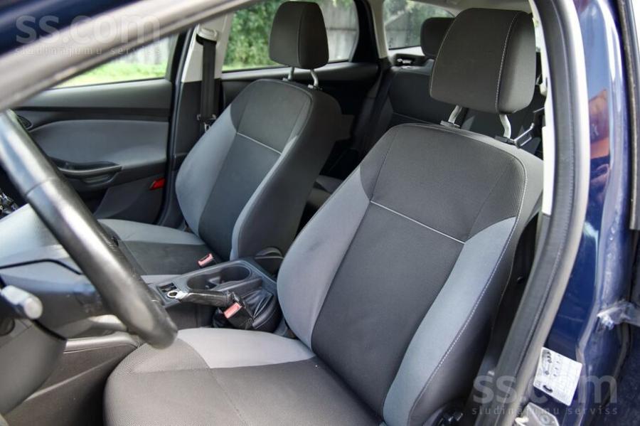 Blue Ford Focus 2013 in Riga, with an engine capacity of 1.60 L and mileage of 520 thousand km for 1270 €, photo 9 on AUTOMOTO.COM.LV