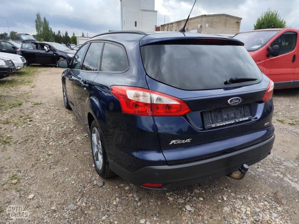 Ford Focus 2013 Utena vietnē Zils Ford Focus 2013 Utena, ar dzinēja tilpumu 1.60 L un nobraukumu 230 tūkst. km par 3300 €, foto 10 vietnē AUTOMOTO.COM.LV