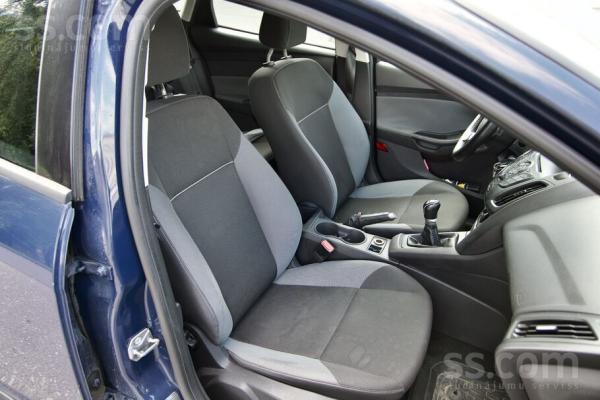 Ford Focus 2013 Rīga vietnē Zils Ford Focus 2013 Rīga, ar dzinēja tilpumu 1.60 L un nobraukumu 0 tūkst. km par 950 €, foto 11 vietnē AUTOMOTO.COM.LV