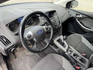 Blue Ford Focus 2013 in Alytus, with an engine capacity of 1.60 L and mileage of 244 thousand km for 2750 €, photo 8 on AUTOMOTO.COM.LV