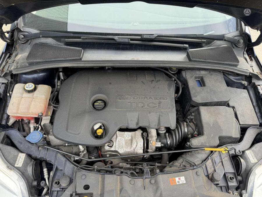 Blue Ford Focus 2013 in Alytus, with an engine capacity of 1.60 L and mileage of 244 thousand km for 2750 €, photo 28 on AUTOMOTO.COM.LV