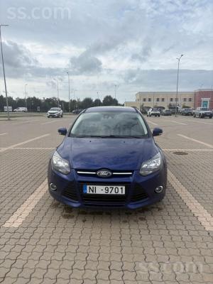 Zils Ford Focus 2013 Rīga, ar dzinēja tilpumu 1.00 L un nobraukumu 296 tūkst. km par 3175 €, foto 1 vietnē AUTOMOTO.COM.LV