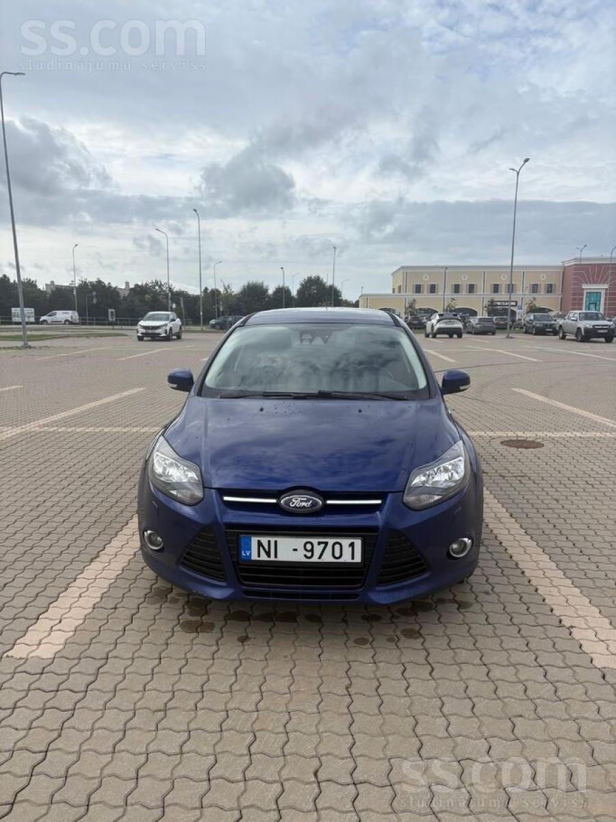 Zils Ford Focus 2013 Rīga, ar dzinēja tilpumu 1.00 L un nobraukumu 296 tūkst. km par 3175 €, foto 1 vietnē AUTOMOTO.COM.LV
