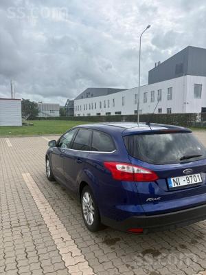 Zils Ford Focus 2013 Rīga, ar dzinēja tilpumu 1.00 L un nobraukumu 296 tūkst. km par 3175 €, foto 4 vietnē AUTOMOTO.COM.LV