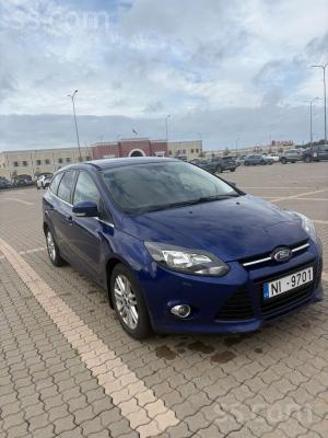 Zils Ford Focus 2013 Rīga, ar dzinēja tilpumu 1.00 L un nobraukumu 296 tūkst. km par 3175 €, foto 5 vietnē AUTOMOTO.COM.LV