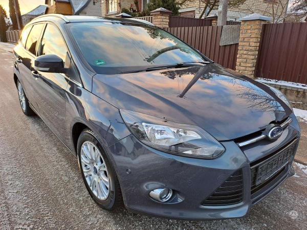 Zils Ford Focus 2014 Prienai, ar dzinēja tilpumu 1.00 L un nobraukumu 194 tūkst. km par 3200 €, foto 3 vietnē AUTOMOTO.COM.LV