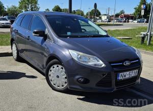 Zils Ford Focus 2014 Rīga, ar dzinēja tilpumu 1.60 L un nobraukumu 515 tūkst. km par 2300 €, foto  vietnē AUTOMOTO.COM.LV