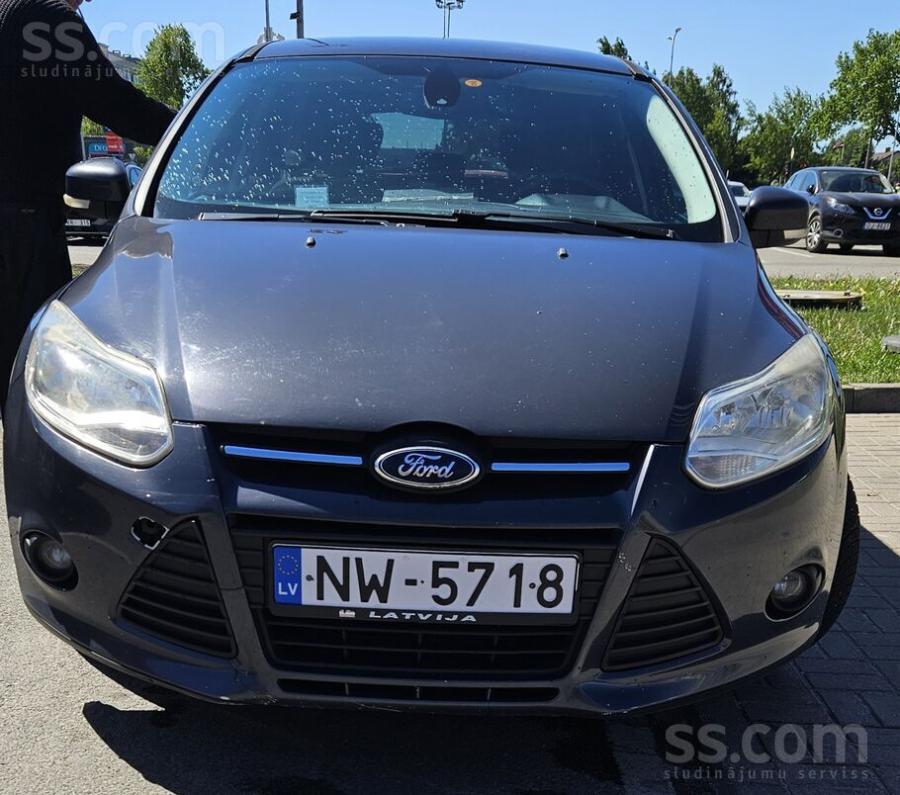Zils Ford Focus 2014 Rīga, ar dzinēja tilpumu 1.60 L un nobraukumu 515 tūkst. km par 2300 €, foto 10 vietnē AUTOMOTO.COM.LV