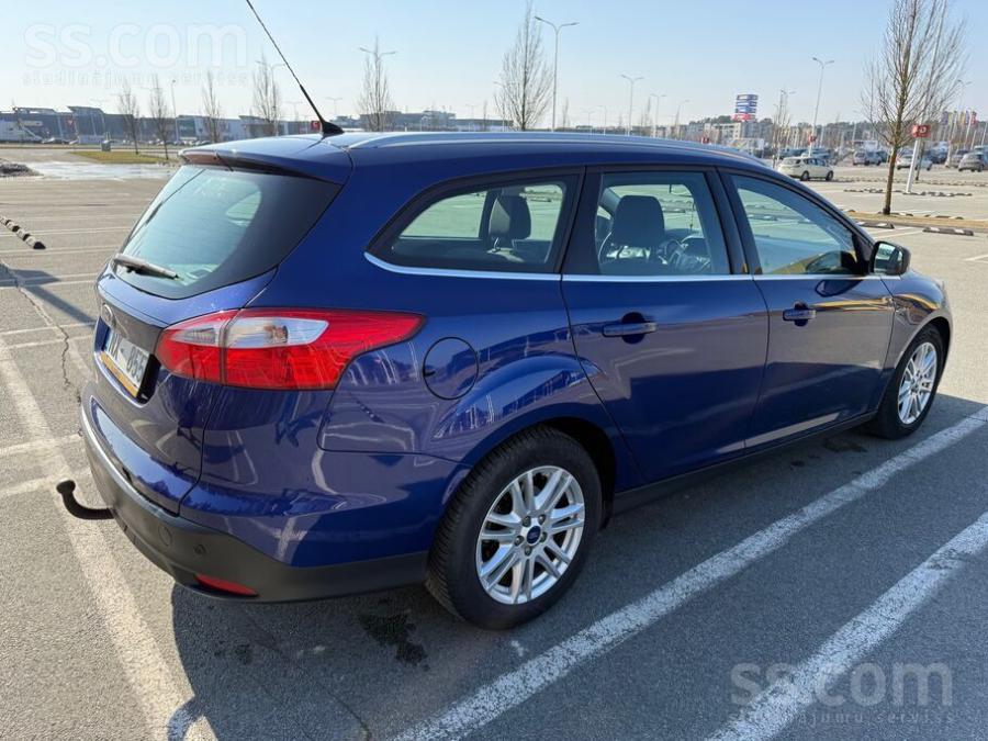 Blue Ford Focus 2014 in Riga, with an engine capacity of 1.60 L and mileage of 217 thousand km for 4650 €, photo 4 on AUTOMOTO.COM.LV