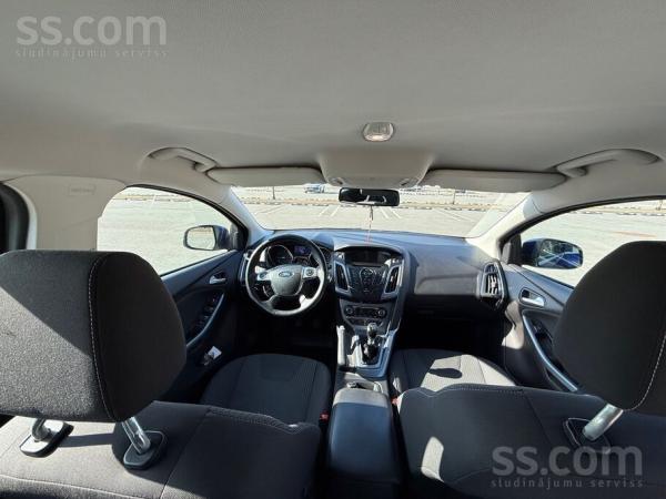 Blue Ford Focus 2014 in Riga, with an engine capacity of 1.60 L and mileage of 217 thousand km for 4650 €, photo 9 on AUTOMOTO.COM.LV