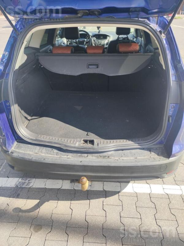 Zils Ford Focus 2014 Rīga, ar dzinēja tilpumu 1.60 L un nobraukumu 299 tūkst. km par 1900 €, foto 2 vietnē AUTOMOTO.COM.LV