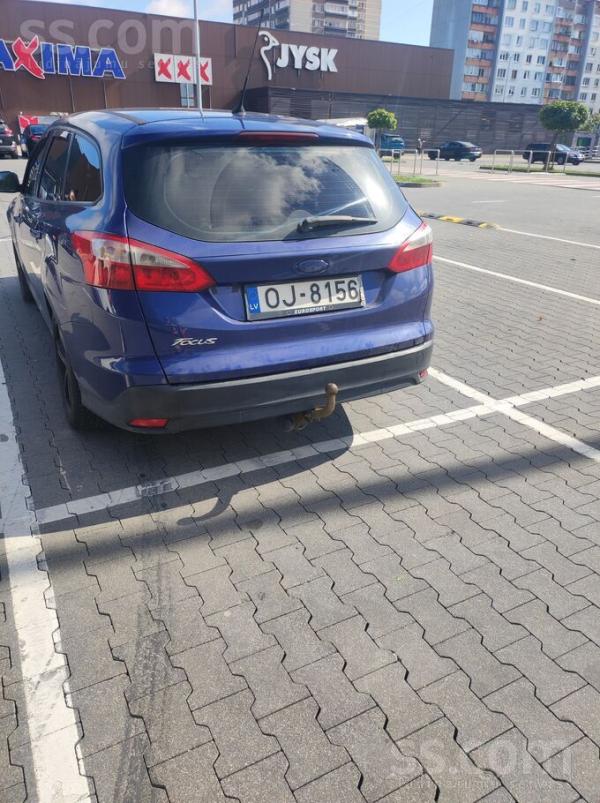 Zils Ford Focus 2014 Rīga, ar dzinēja tilpumu 1.60 L un nobraukumu 299 tūkst. km par 1900 €, foto 3 vietnē AUTOMOTO.COM.LV