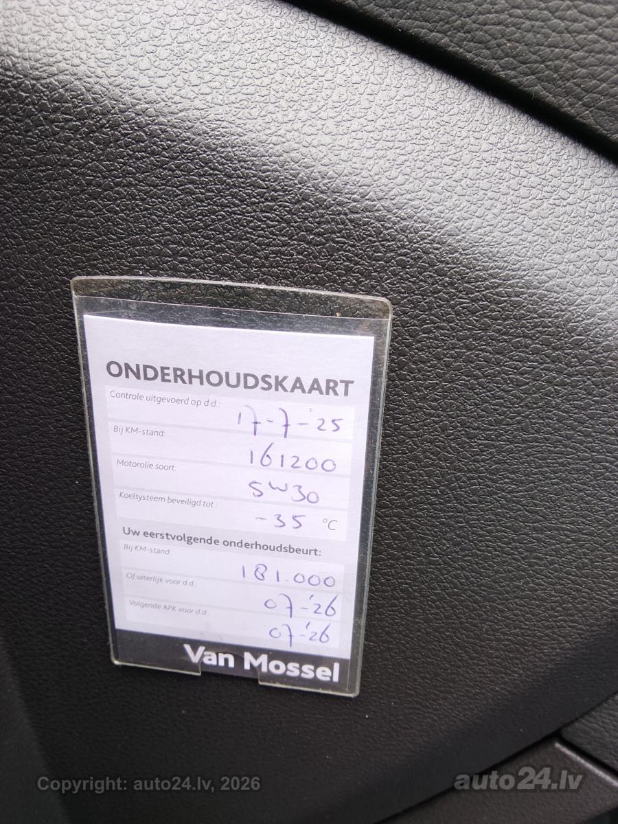 Blue Ford Focus 2014 in Paide, with an engine capacity of 1.60 L and mileage of 176 thousand km for 5900 €, photo 12 on AUTOMOTO.COM.LV