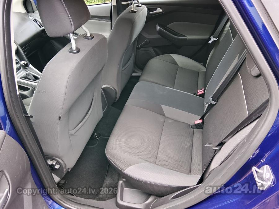 Blue Ford Focus 2014 in Paide, with an engine capacity of 1.60 L and mileage of 176 thousand km for 5900 €, photo 15 on AUTOMOTO.COM.LV