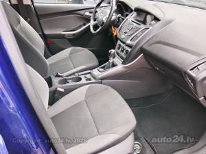Blue Ford Focus 2014 in Paide, with an engine capacity of 1.60 L and mileage of 176 thousand km for 5900 €, photo 16 on AUTOMOTO.COM.LV