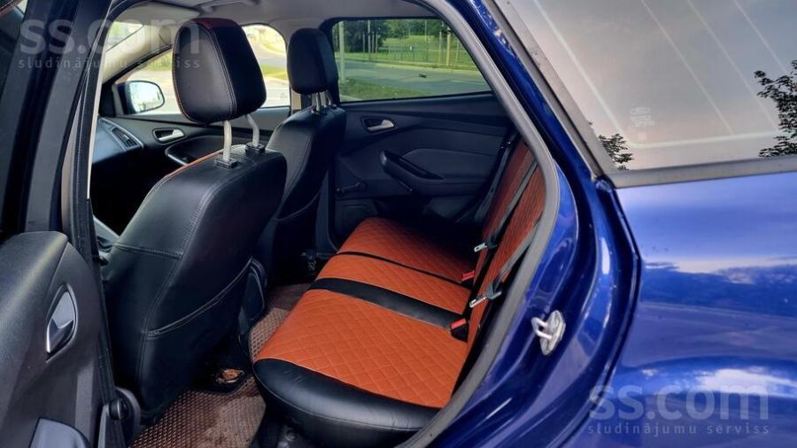 Blue Ford Focus 2014 in Cesis, with an engine capacity of 1.60 L and mileage of 300 thousand km for 4200 €, photo 13 on AUTOMOTO.COM.LV