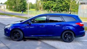 Blue Ford Focus 2014 in Cesis, with an engine capacity of 1.60 L and mileage of 300 thousand km for 4200 €, photo 12 on AUTOMOTO.COM.LV