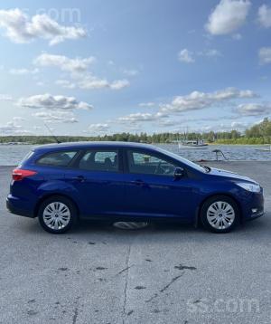 Zils Ford Focus 2015 Rīga, ar dzinēja tilpumu 1.00 L un nobraukumu 275 tūkst. km par 4150 €, foto 4 vietnē AUTOMOTO.COM.LV