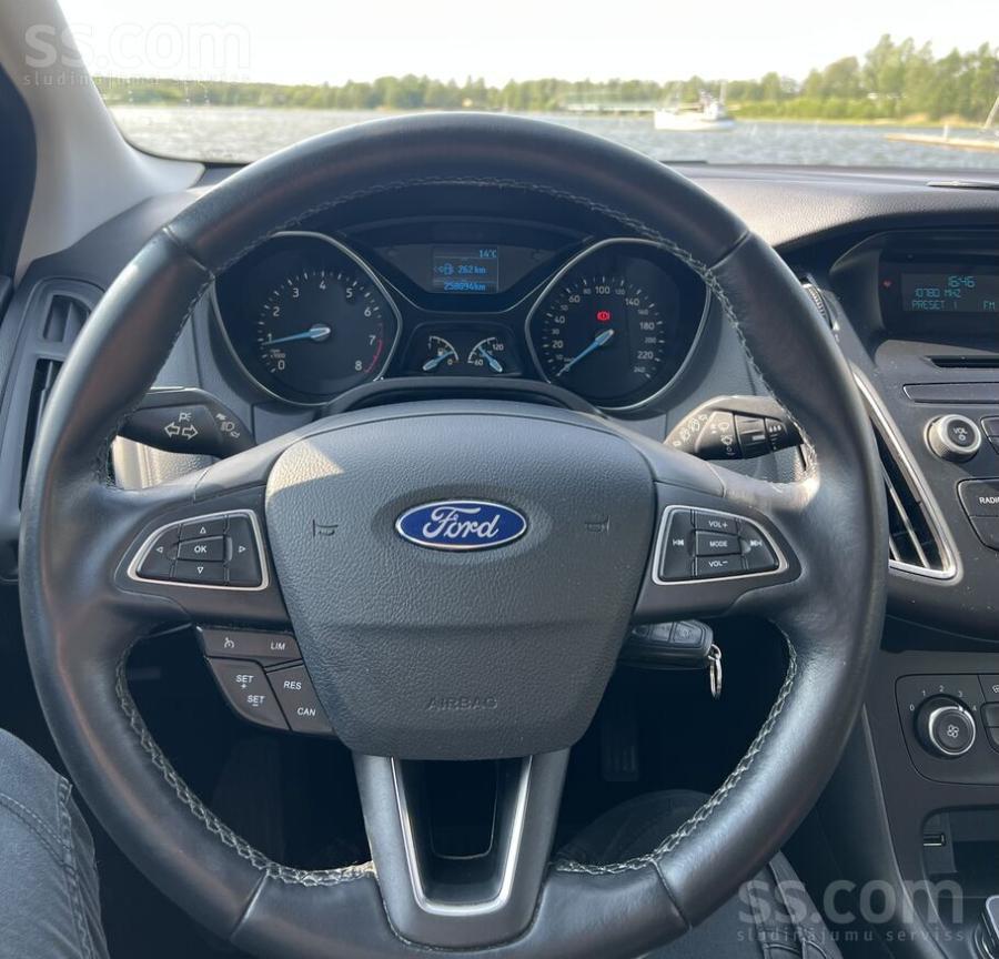 Zils Ford Focus 2015 Rīga, ar dzinēja tilpumu 1.00 L un nobraukumu 275 tūkst. km par 4150 €, foto 12 vietnē AUTOMOTO.COM.LV