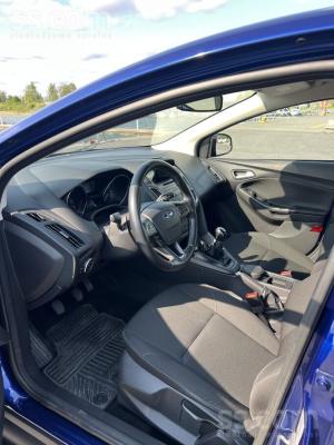Zils Ford Focus 2015 Rīga, ar dzinēja tilpumu 1.00 L un nobraukumu 275 tūkst. km par 4150 €, foto 14 vietnē AUTOMOTO.COM.LV