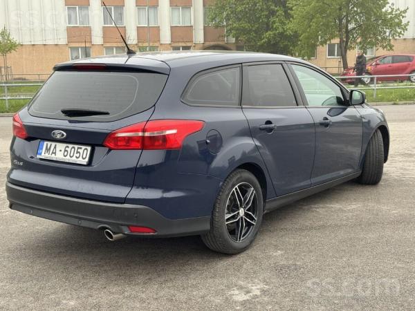 Zils Ford Focus 2015 Aizkraukle, ar dzinēja tilpumu 2.00 L un nobraukumu 255 tūkst. km par 6400 €, foto 6 vietnē AUTOMOTO.COM.LV