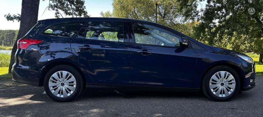 Blue Ford Focus 2015 in Utena, with an engine capacity of 1.00 L and mileage of 260 thousand km for 3750 €, photo 15 on AUTOMOTO.COM.LV
