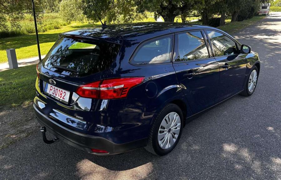 Blue Ford Focus 2015 in Utena, with an engine capacity of 1.00 L and mileage of 260 thousand km for 3750 €, photo 18 on AUTOMOTO.COM.LV