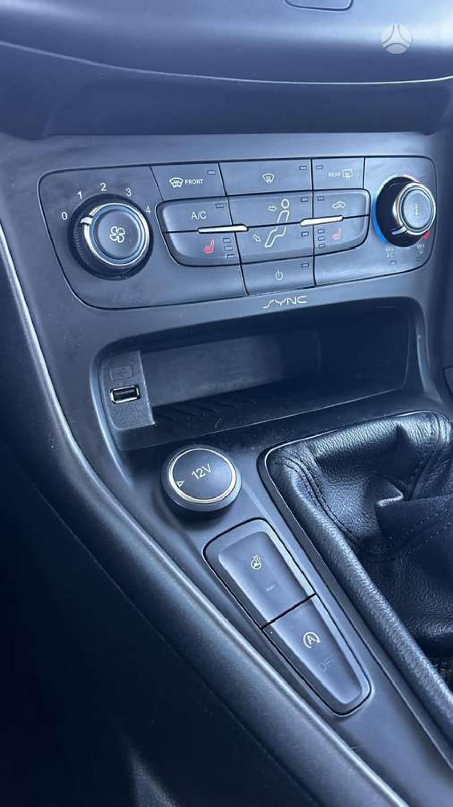 Blue Ford Focus 2015 in Utena, with an engine capacity of 1.00 L and mileage of 260 thousand km for 3750 €, photo 25 on AUTOMOTO.COM.LV