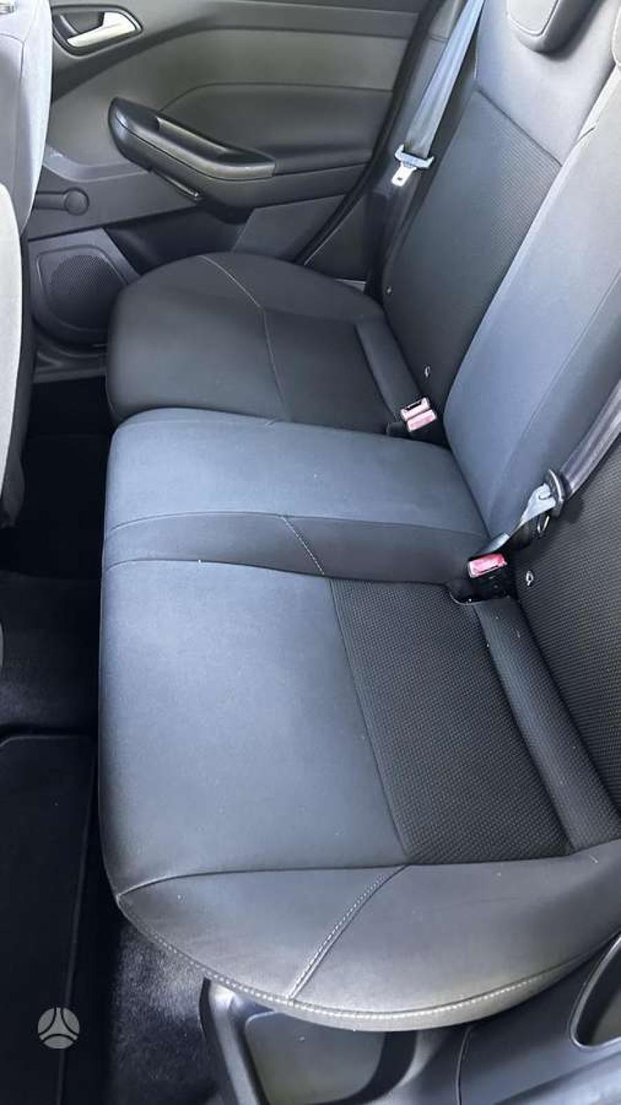 Blue Ford Focus 2015 in Utena, with an engine capacity of 1.00 L and mileage of 260 thousand km for 3750 €, photo 28 on AUTOMOTO.COM.LV