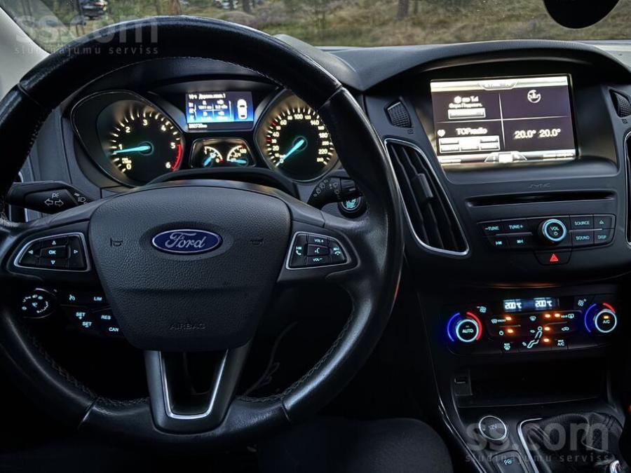 Zils Ford Focus 2015 Rīga, ar dzinēja tilpumu 1.50 L un nobraukumu 262 tūkst. km par 5000 €, foto 9 vietnē AUTOMOTO.COM.LV