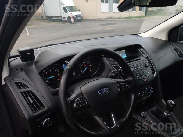 Blue Ford Focus 2015 in Riga, with an engine capacity of 1.60 L and mileage of 280 thousand km for 3700 €, photo 9 on AUTOMOTO.COM.LV