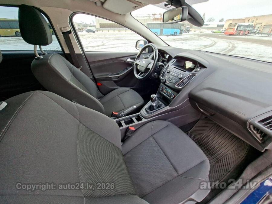 Zils Ford Focus 2016 Tartu, ar dzinēja tilpumu 1.00 L un nobraukumu 116 tūkst. km par 5499 €, foto 11 vietnē AUTOMOTO.COM.LV